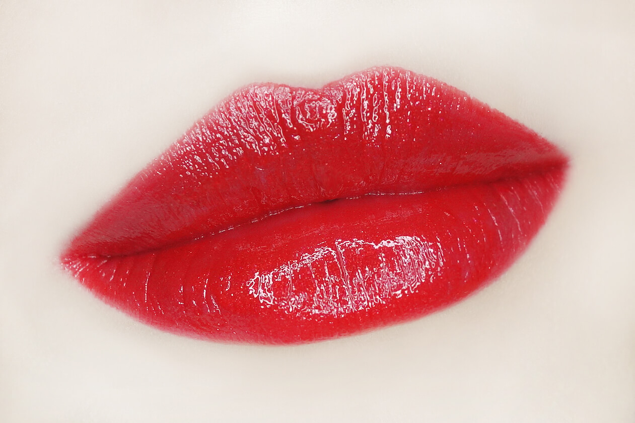 Deal Shock 99k - Mint Cosmetics - Save The Best For You!