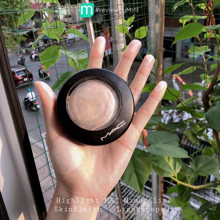 Review Highlight MAC Mineralize Skinfinish Lightscapade - Mint ...